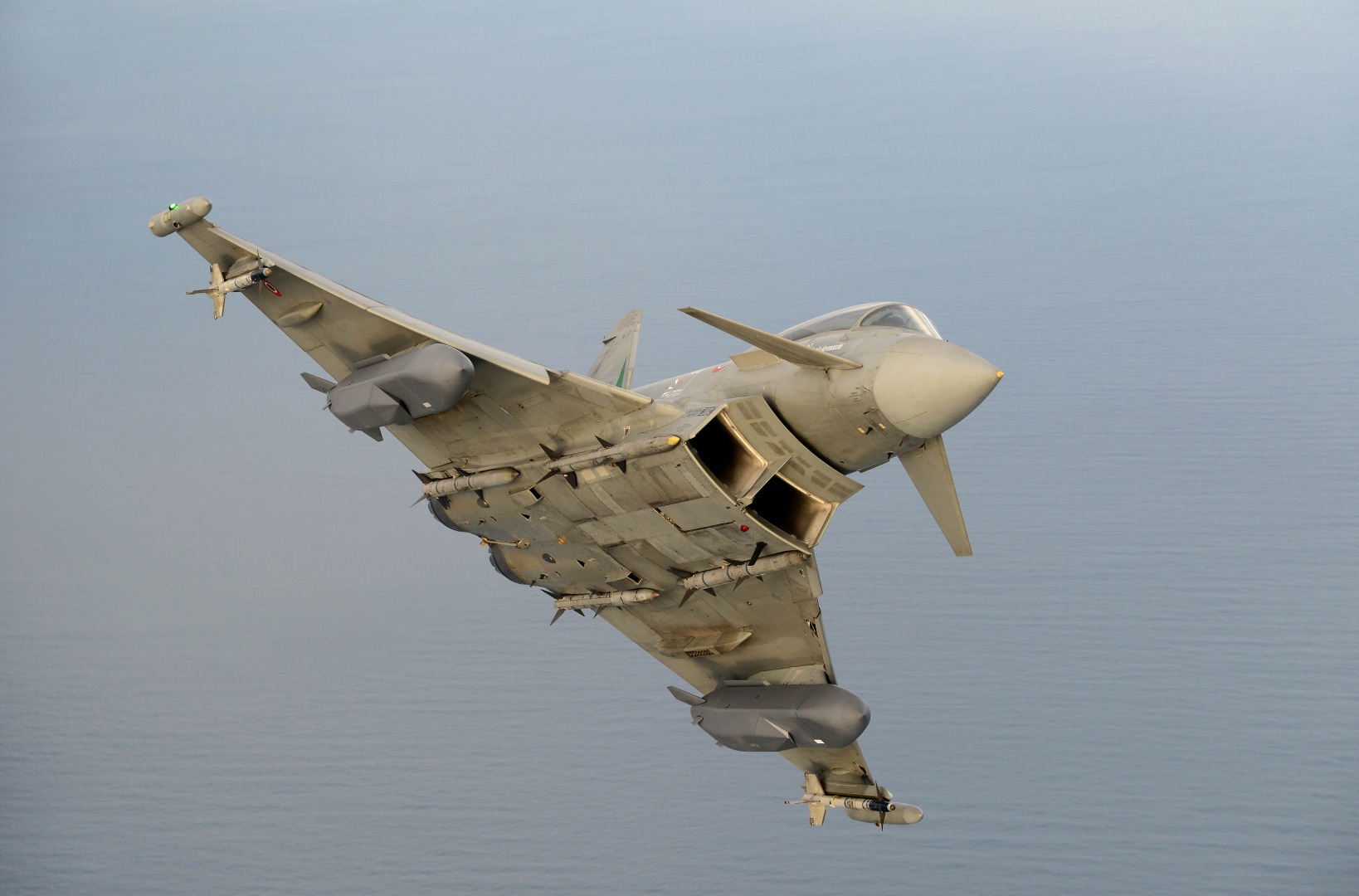 Sukhoi Su-35 versus Eurofighter Typhoon: Analysis from RUSI’s Justin ...