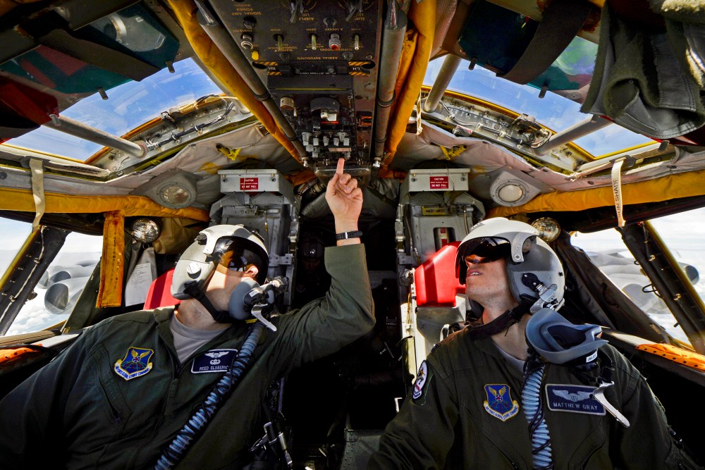 The Empire’s Ironclad: Flying & Fighting in the B-52 | Hush-Kit