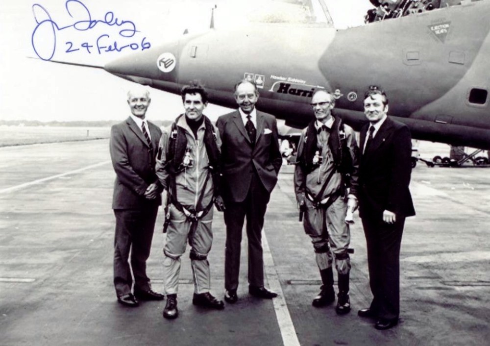 Test pilot John Farley: A friend remembered | Hush-Kit