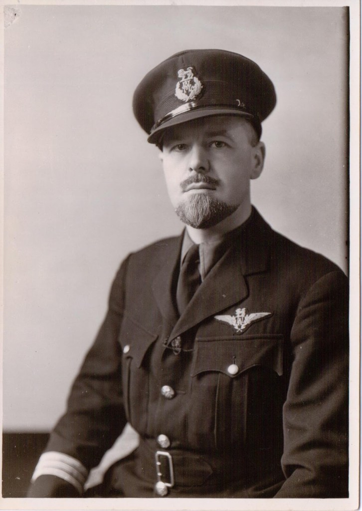 The Top 34 pilot moustaches | Hush-Kit