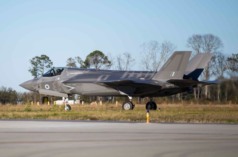 Interview with a British F-35B Lightning II pilot: Semper Fidelis to ...