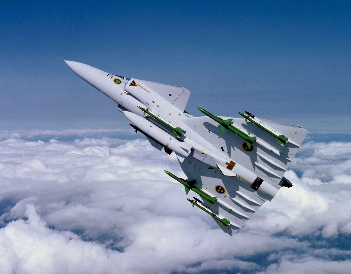 Flying & Fighting in the Saab Viggen: Cold War Thunder (interview with ...