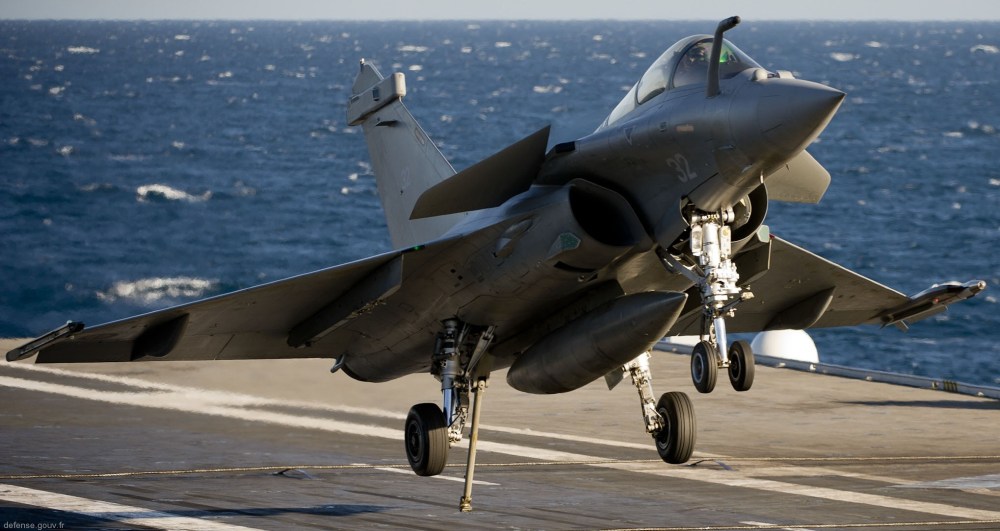 Flying & fighting in the Dassault Rafale: Interview with a Rafale ...