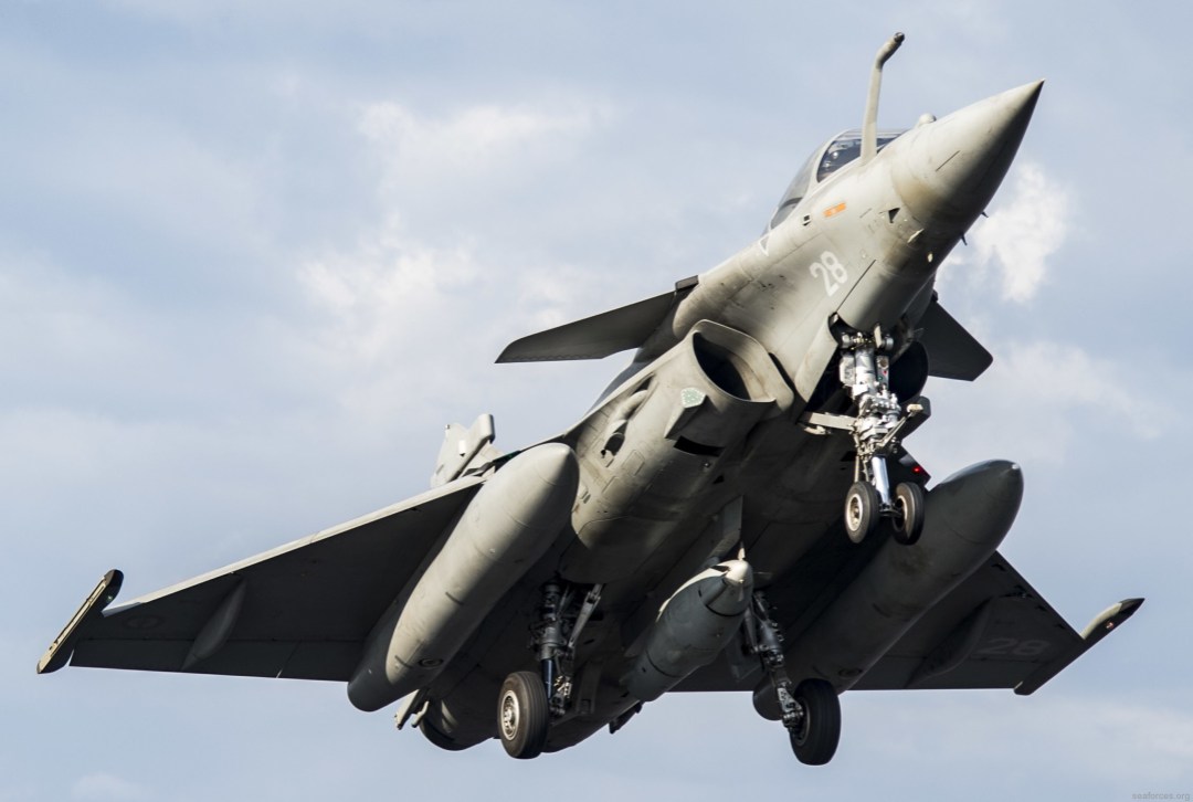 Flying & fighting in the Dassault Rafale: Interview with a Rafale ...