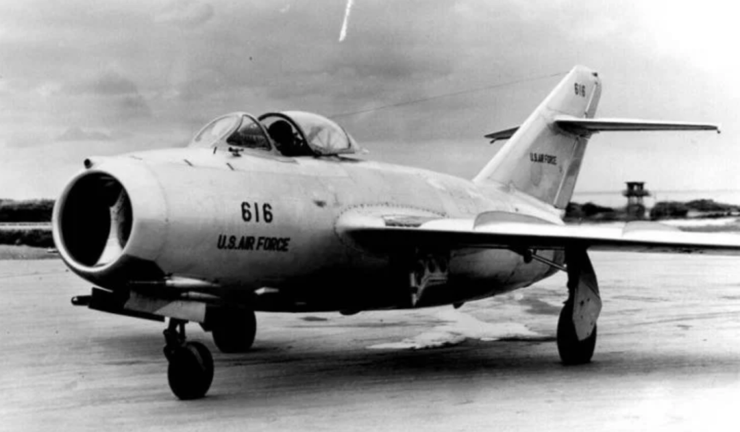 How all fighter planes suck: an idiot’s guide to supersonic air intakes ...