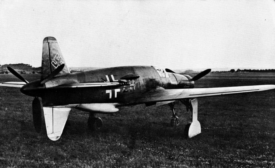 Ten Flying Freaks | Hush-Kit