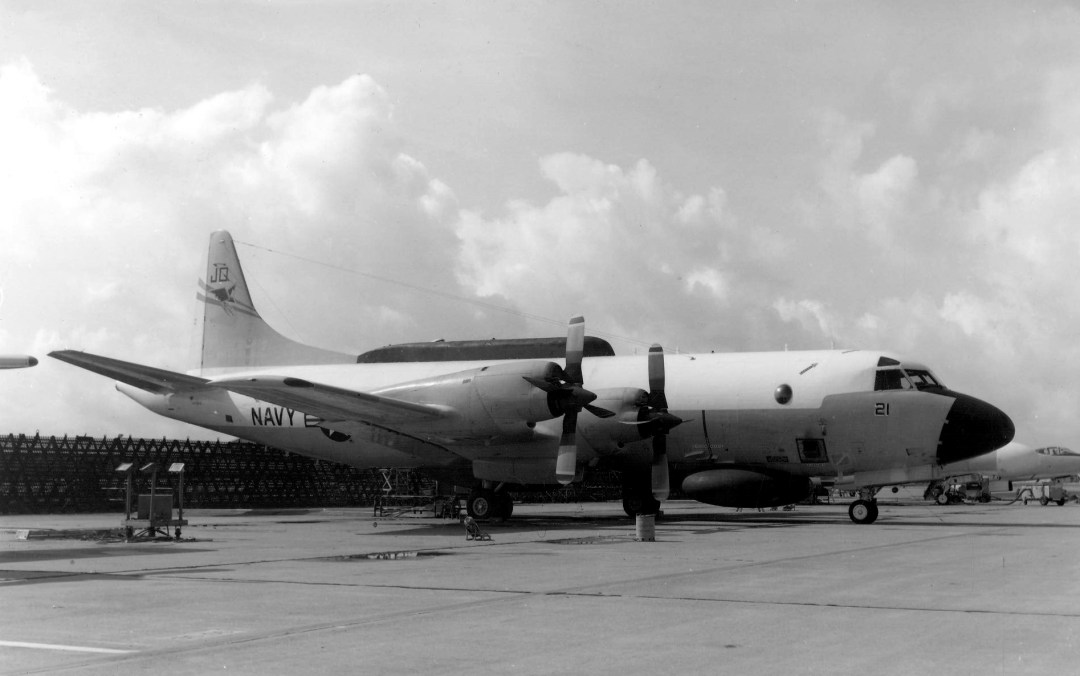Flying & fighting in the Lockheed EP-3E Aries II: Interview with Cold ...