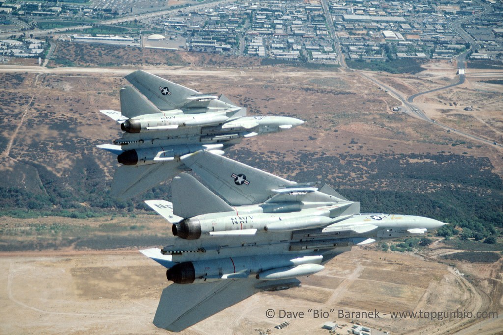 Flying & Fighting in the F-14 Tomcat: We ask a TopGun instructor to ...