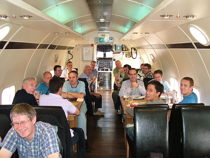 Top 14 Flying Machine Restaurants | Hush-Kit