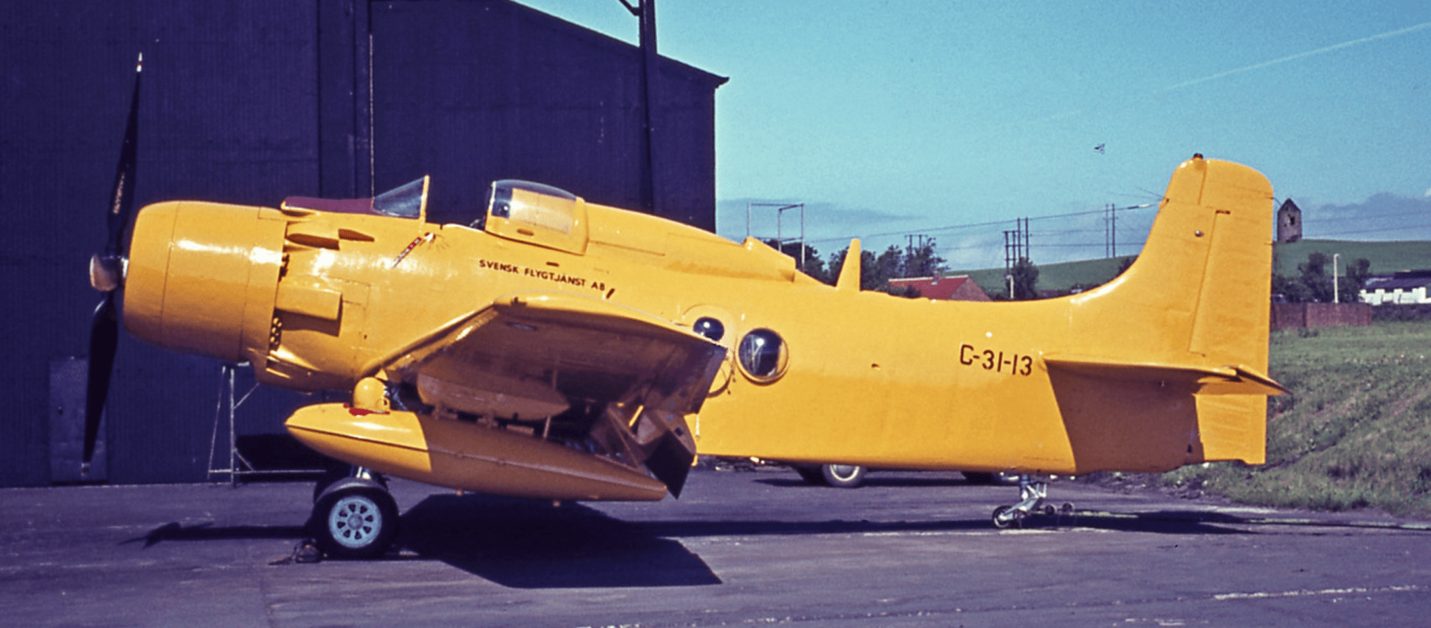 Snoop Dogg’s Top 10 Target Tug Aircraft | Hush-Kit