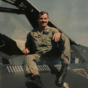 IN COMBAT WITH LOCKHEED F-117 NIGHTHAWK PILOT MAJOR ROBERT ‘ROBSON ...