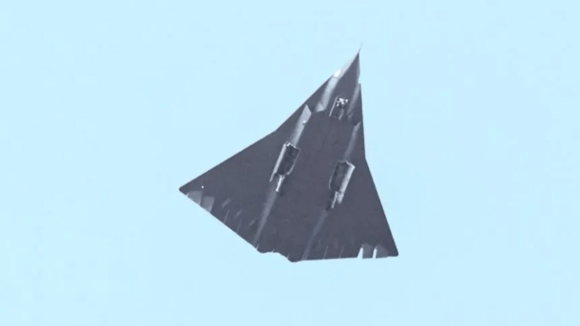 Analysis of China’s new double-delta stealth warplane | Hush-Kit